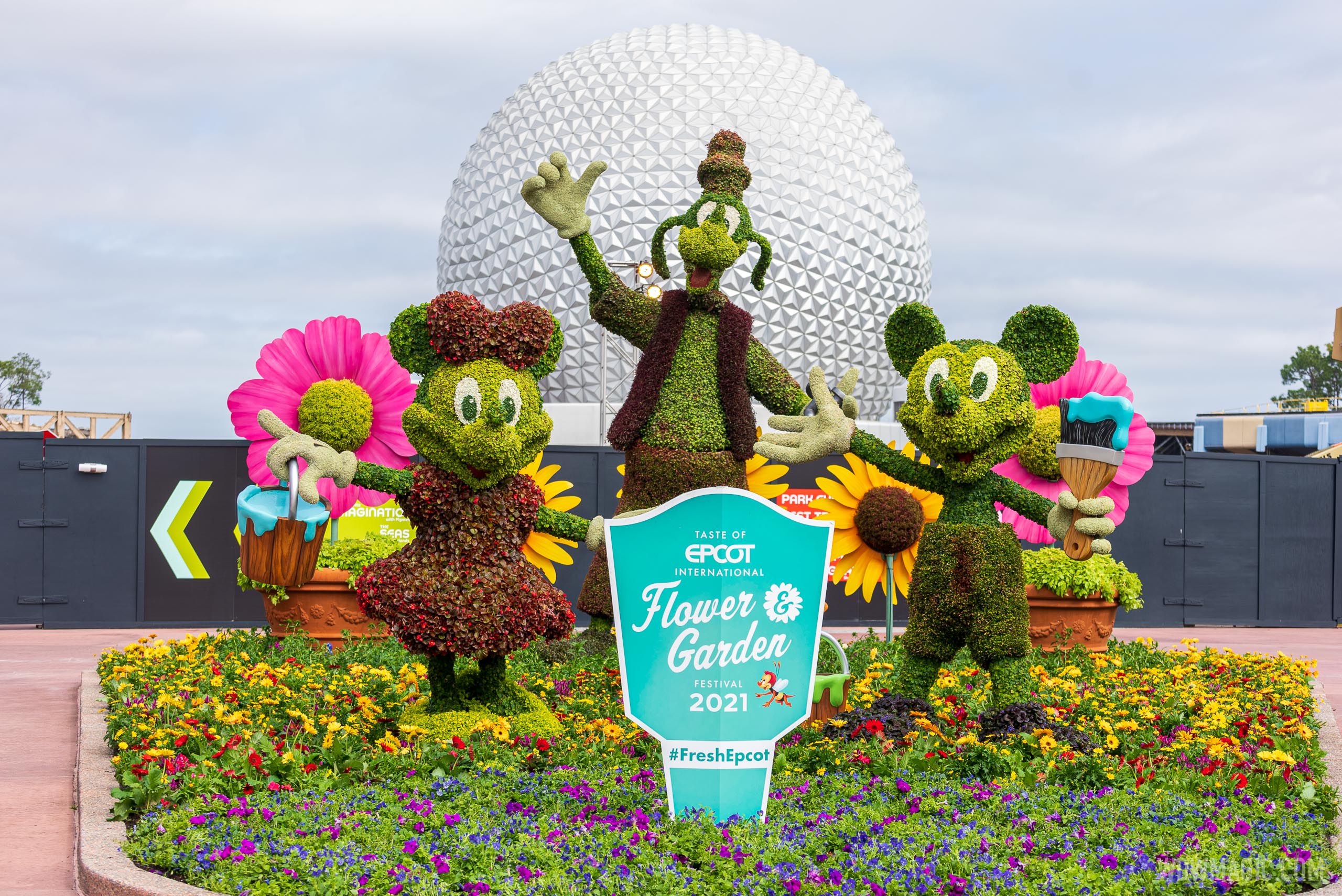 2021 Taste of EPCOT International Flower and Garden Festival topiary ...