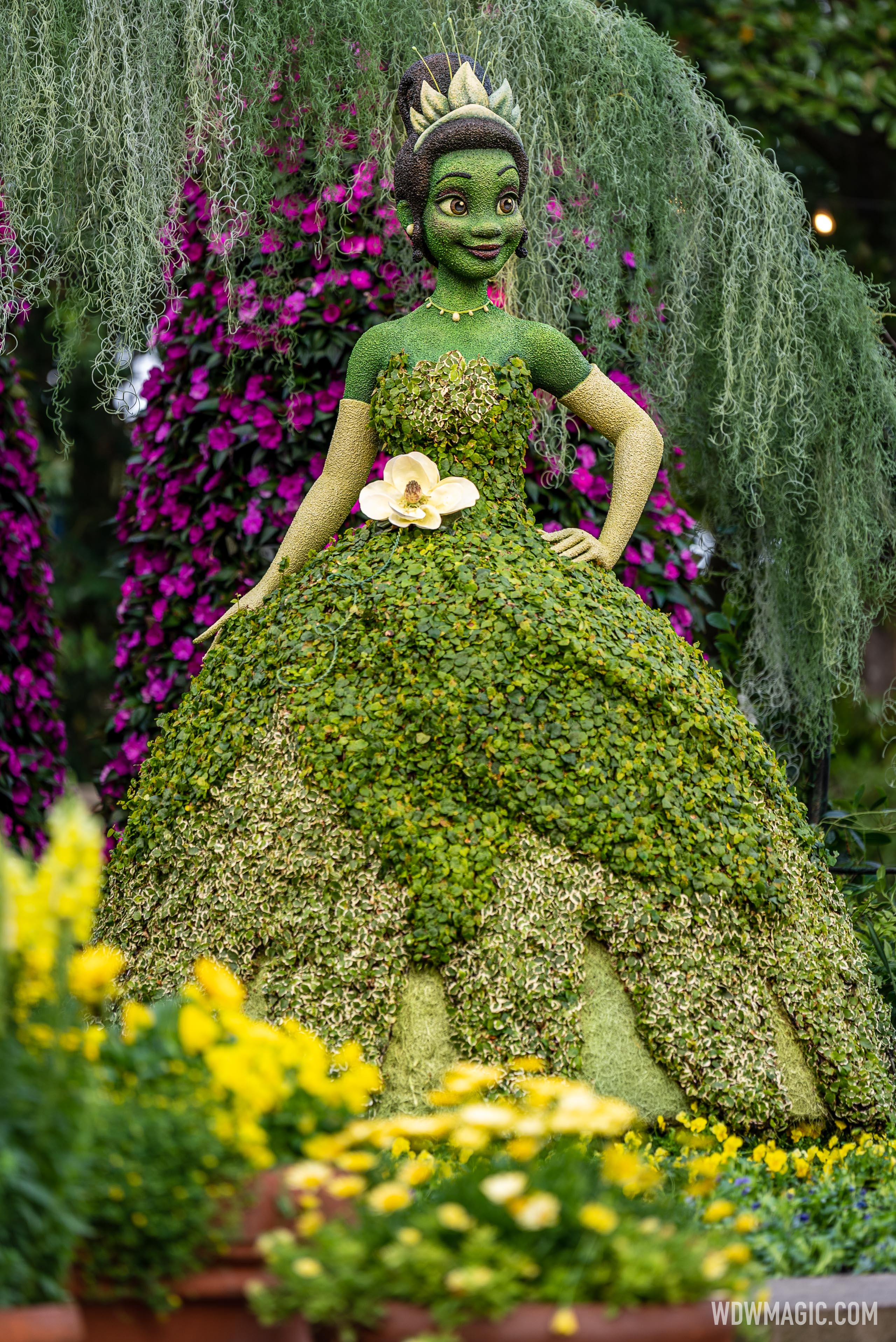 2023 EPCOT International Flower and Garden Festival topiaries and ...