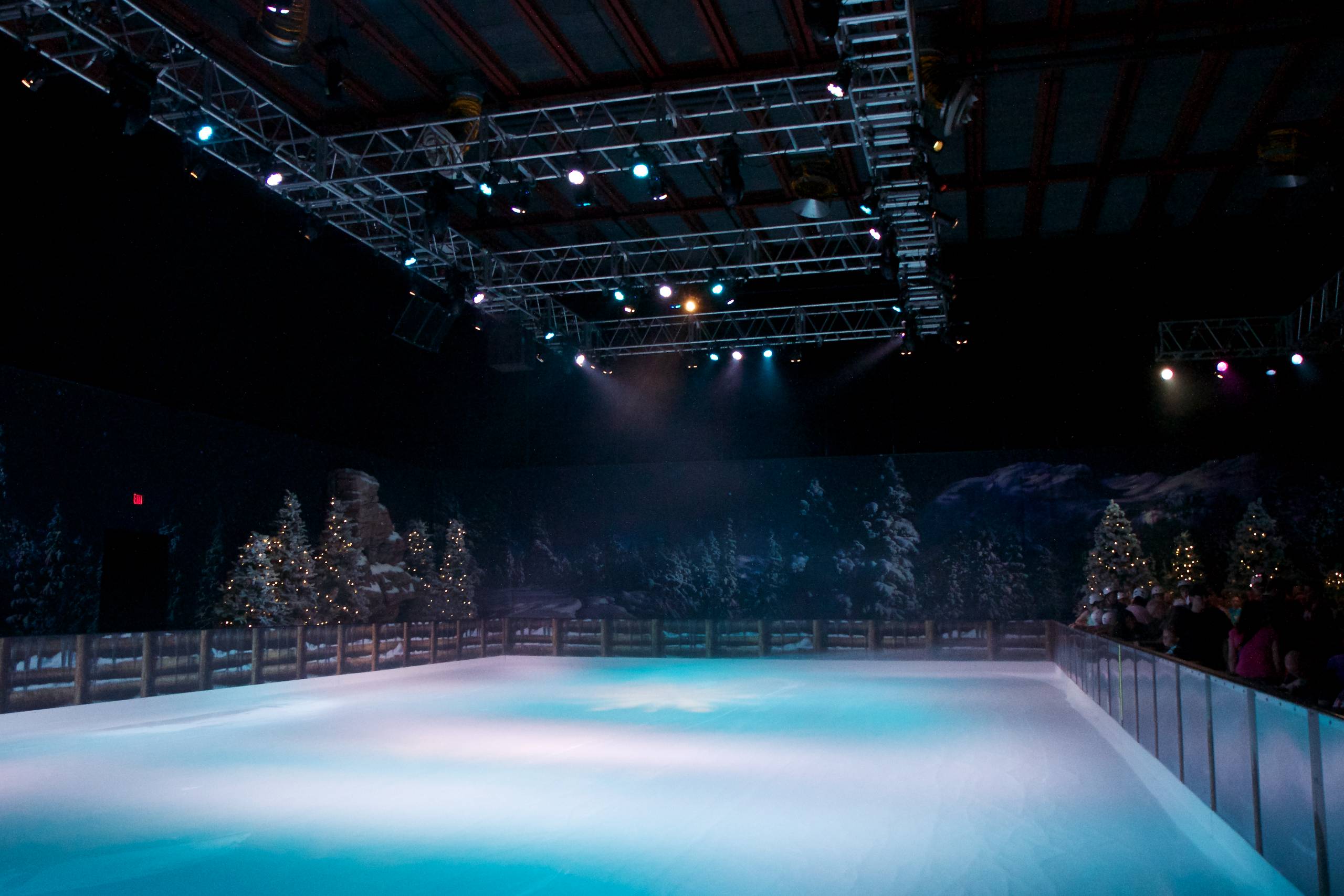 Frozen Summer Fun LIVE at Disney's Hollywood Studios opening day ...