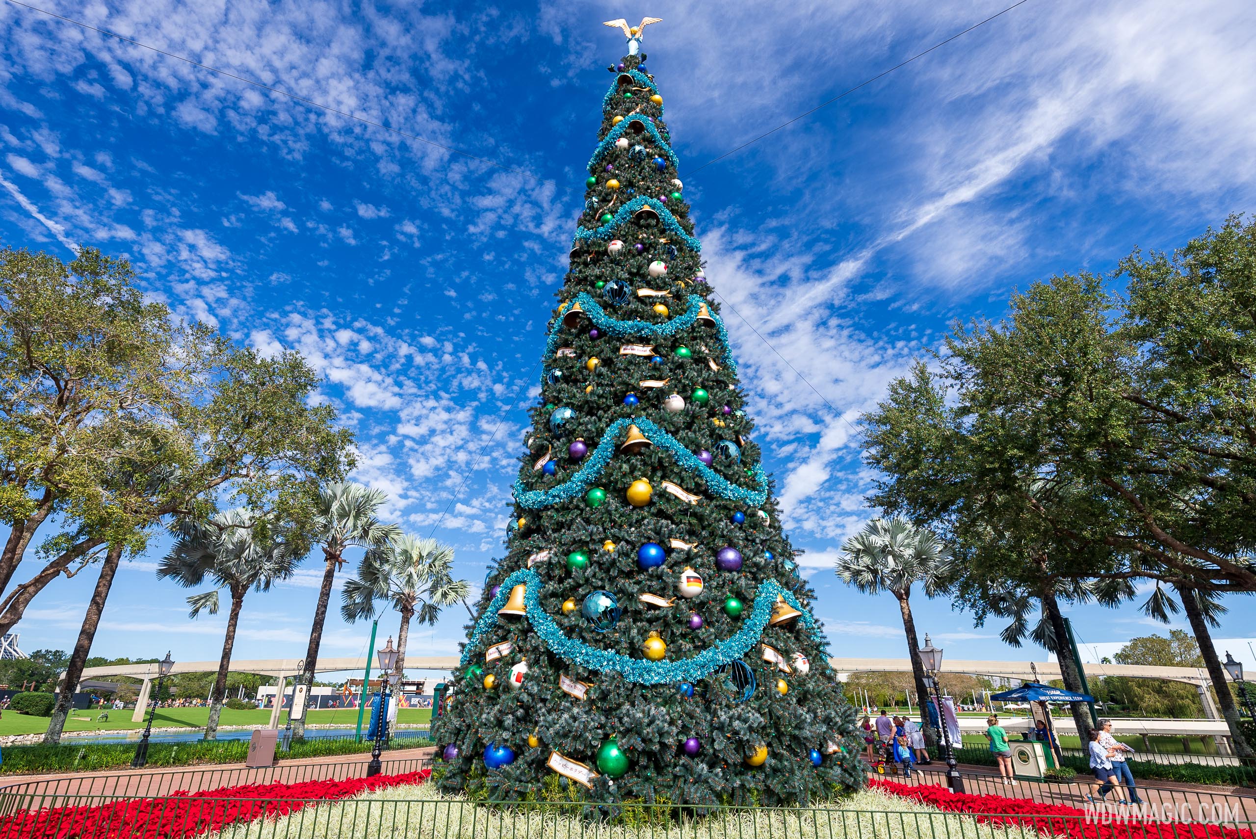 2022 EPCOT International Festival of the Holidays overview - Photo 2 of 13