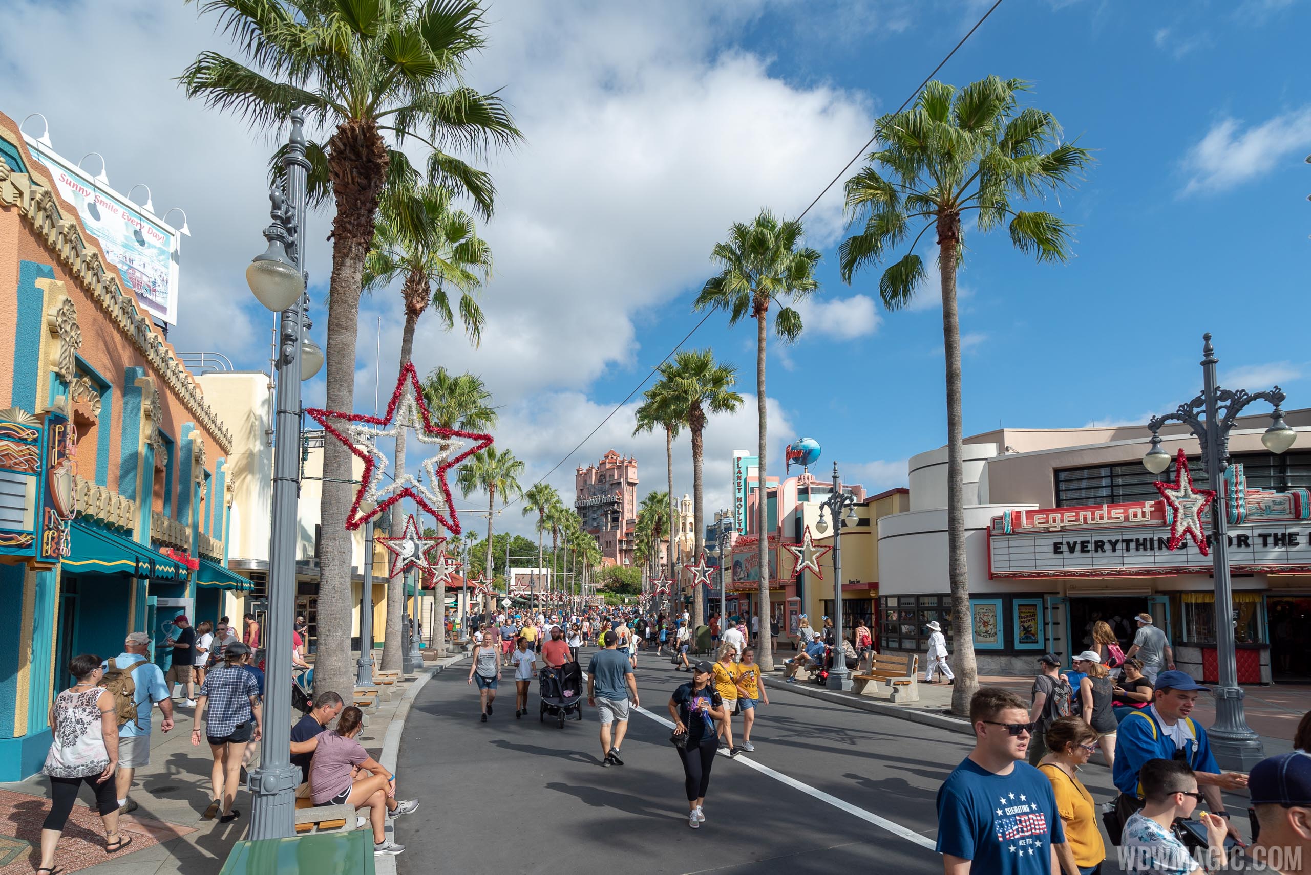 PHOTOS - Holiday decor going up on Sunset Blvd at Disney's Hollywood ...