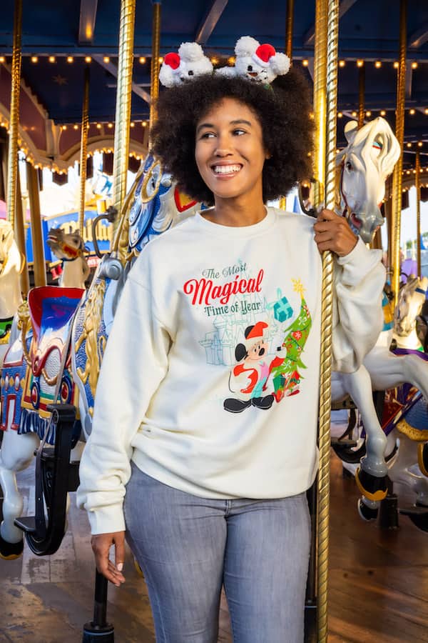 First Look at 2023 Walt Disney World Holiday Merchandise - Photo 6 of 9