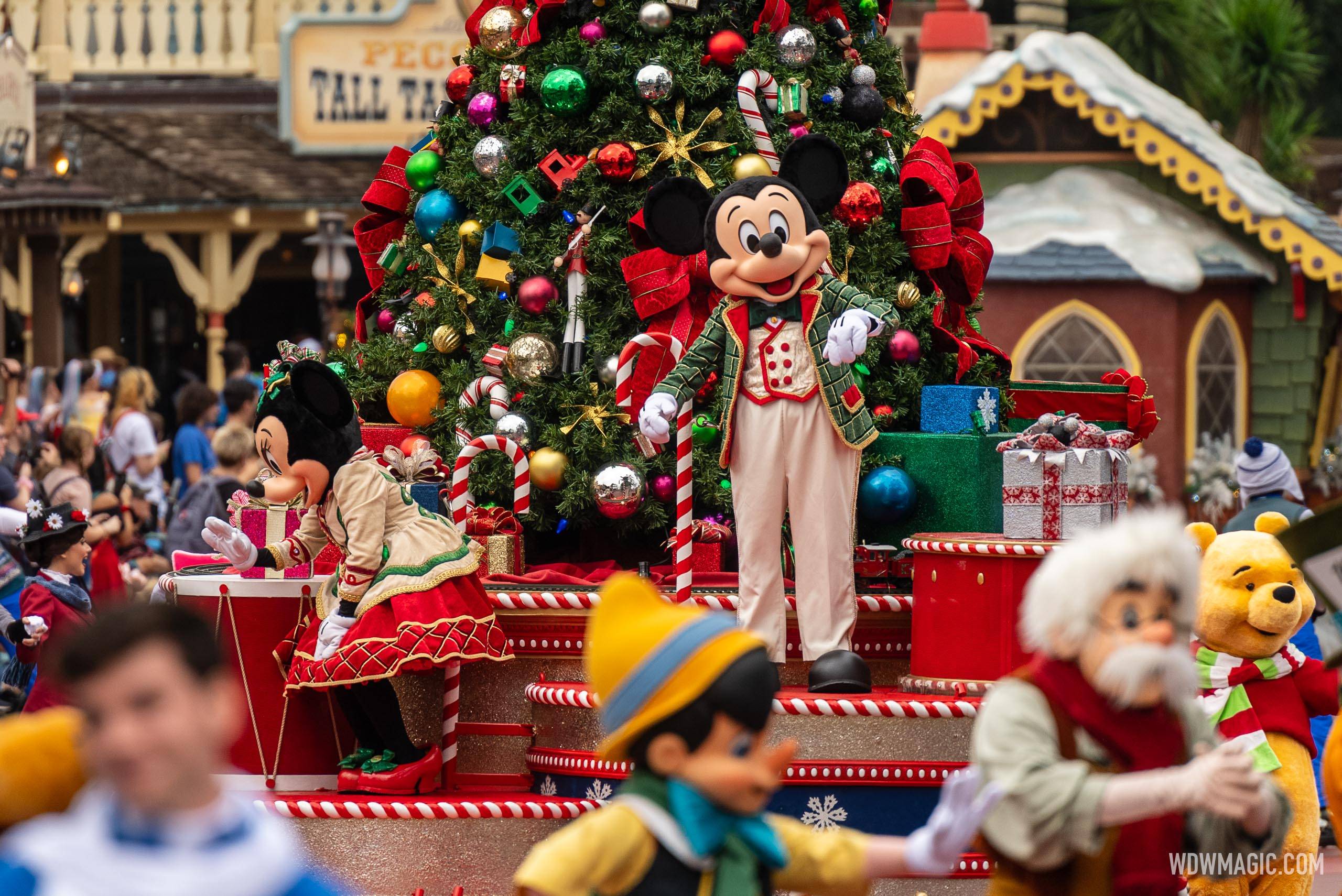 Holiday Entertainment Schedule At Magic Kingdom During Disney World s
