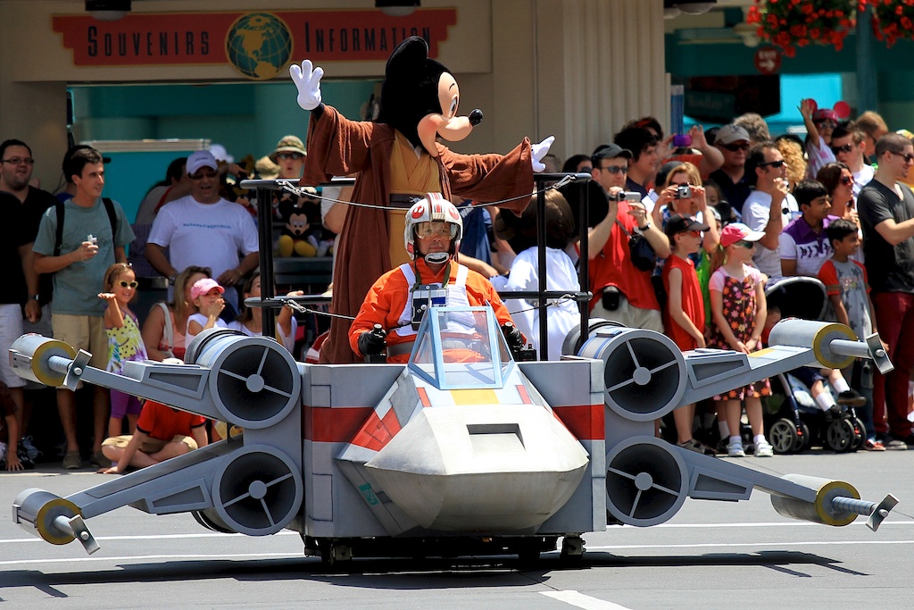 2010 Star Wars Weekends - Celebrity Motorcade - Week 1
