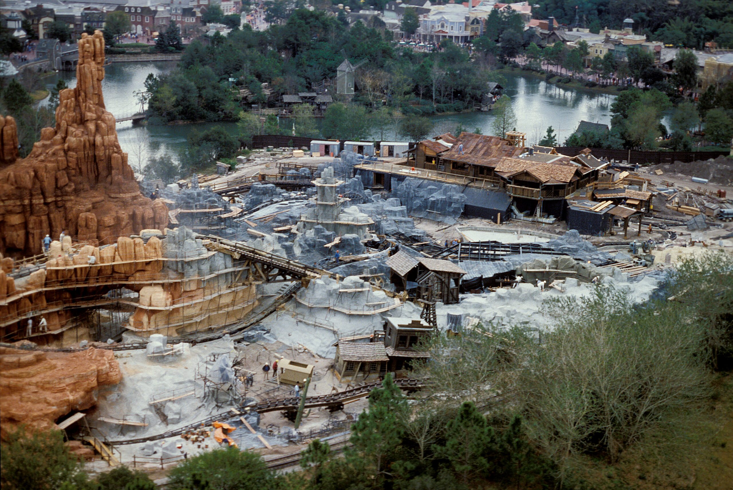 Five Decades of Magic at Walt Disney World Resort: 1980 - 1989 - Photo ...