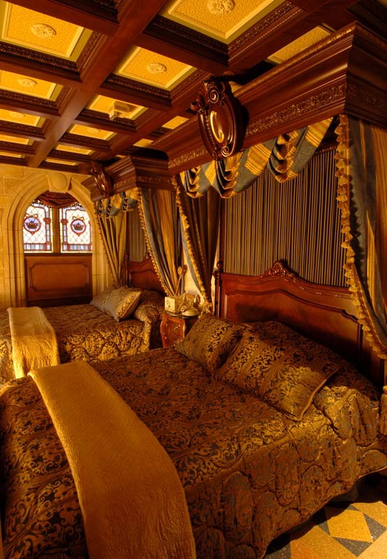 Cinderella Castle Suite interior - Photo 4 of 6