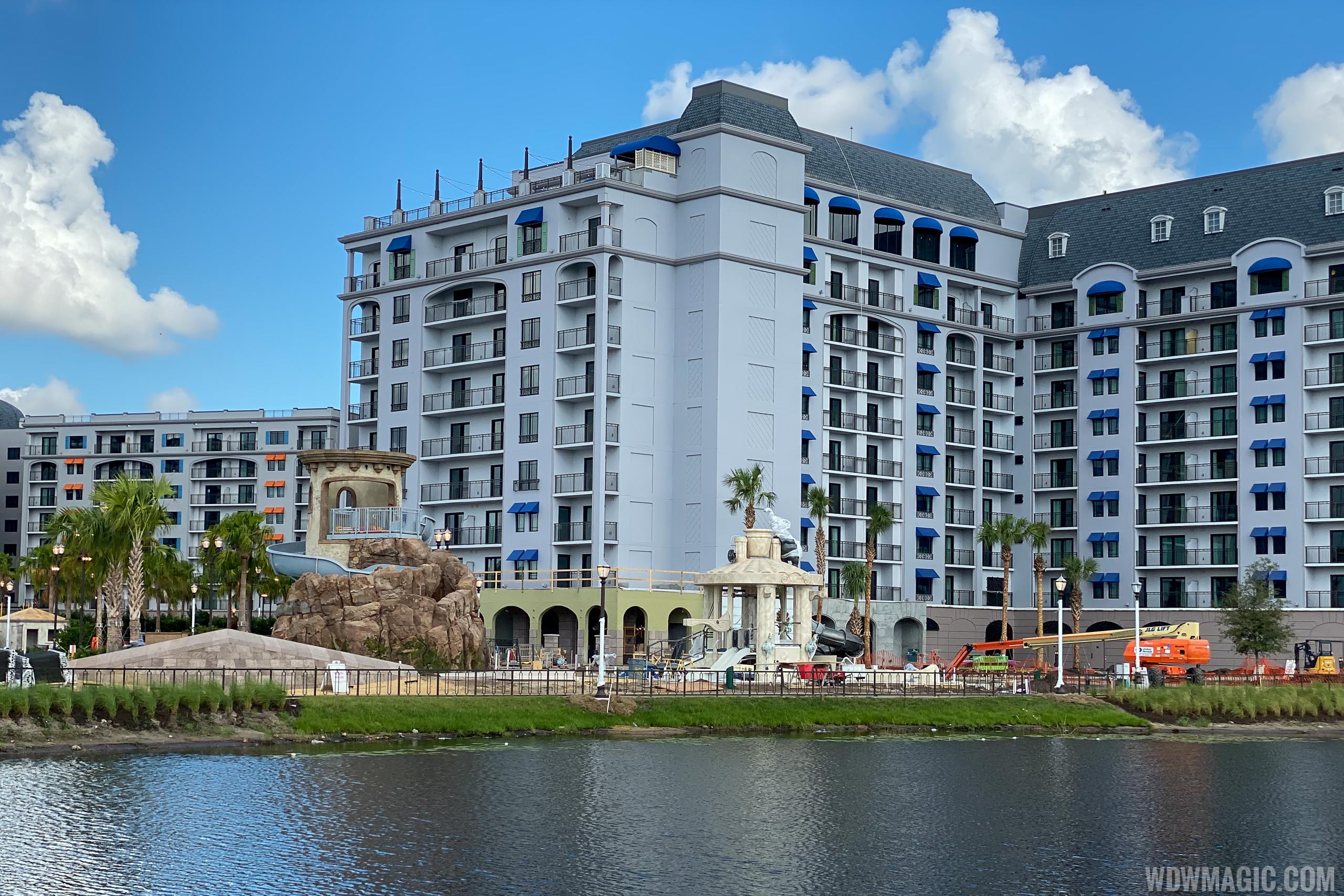 Disney's Riviera Resort construction - September 2019 - Photo 3 of 6