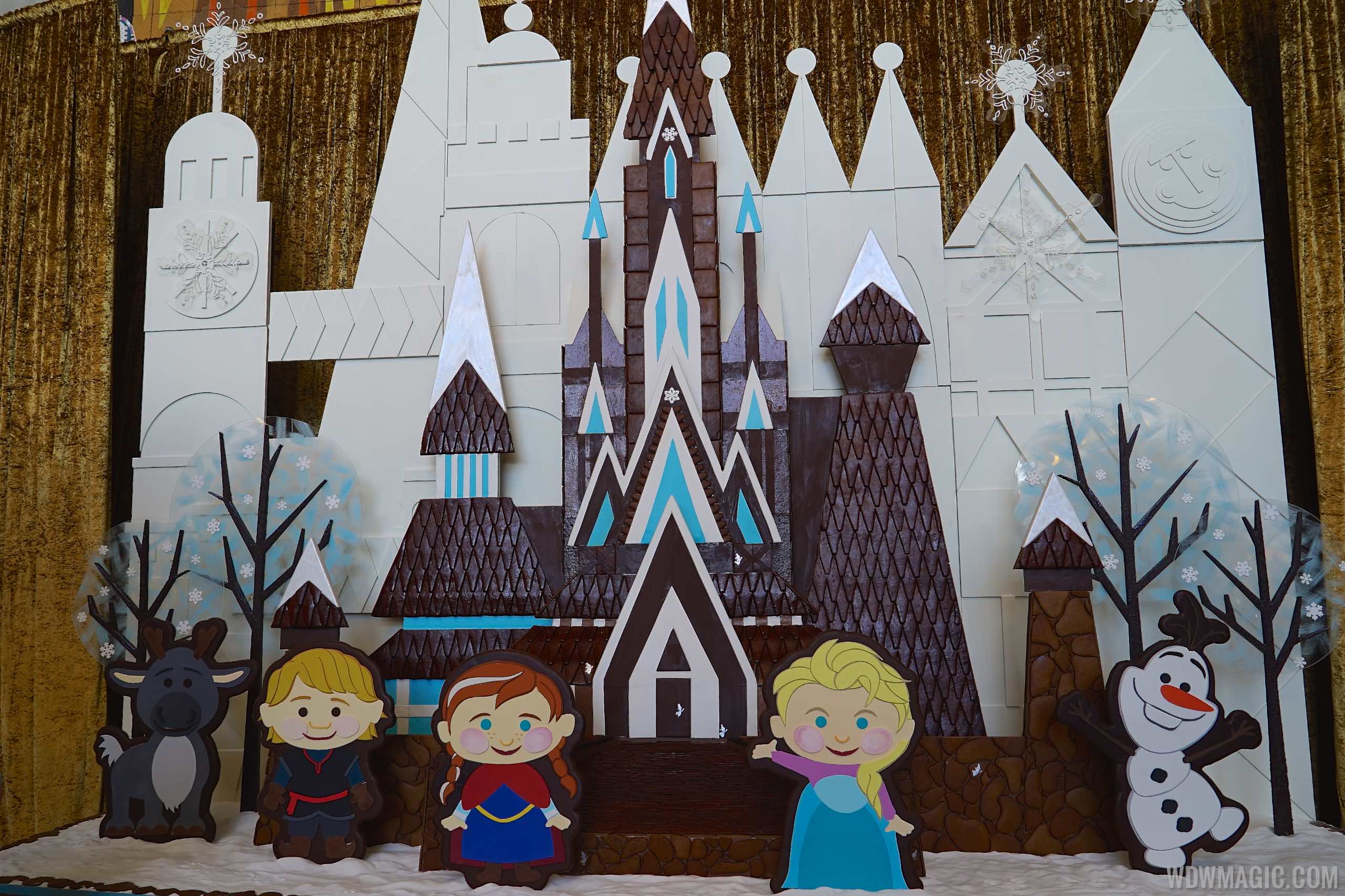 Disney's Contemporary Resort 2014 'Frozen' themed Gingerbread House ...