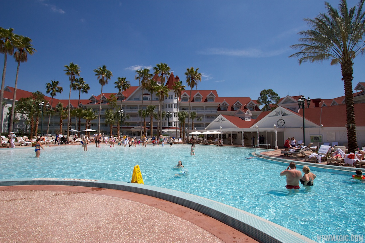 PHOTOS - Courtyard Pool at Disney's Grand Floridian Resort reopens ...