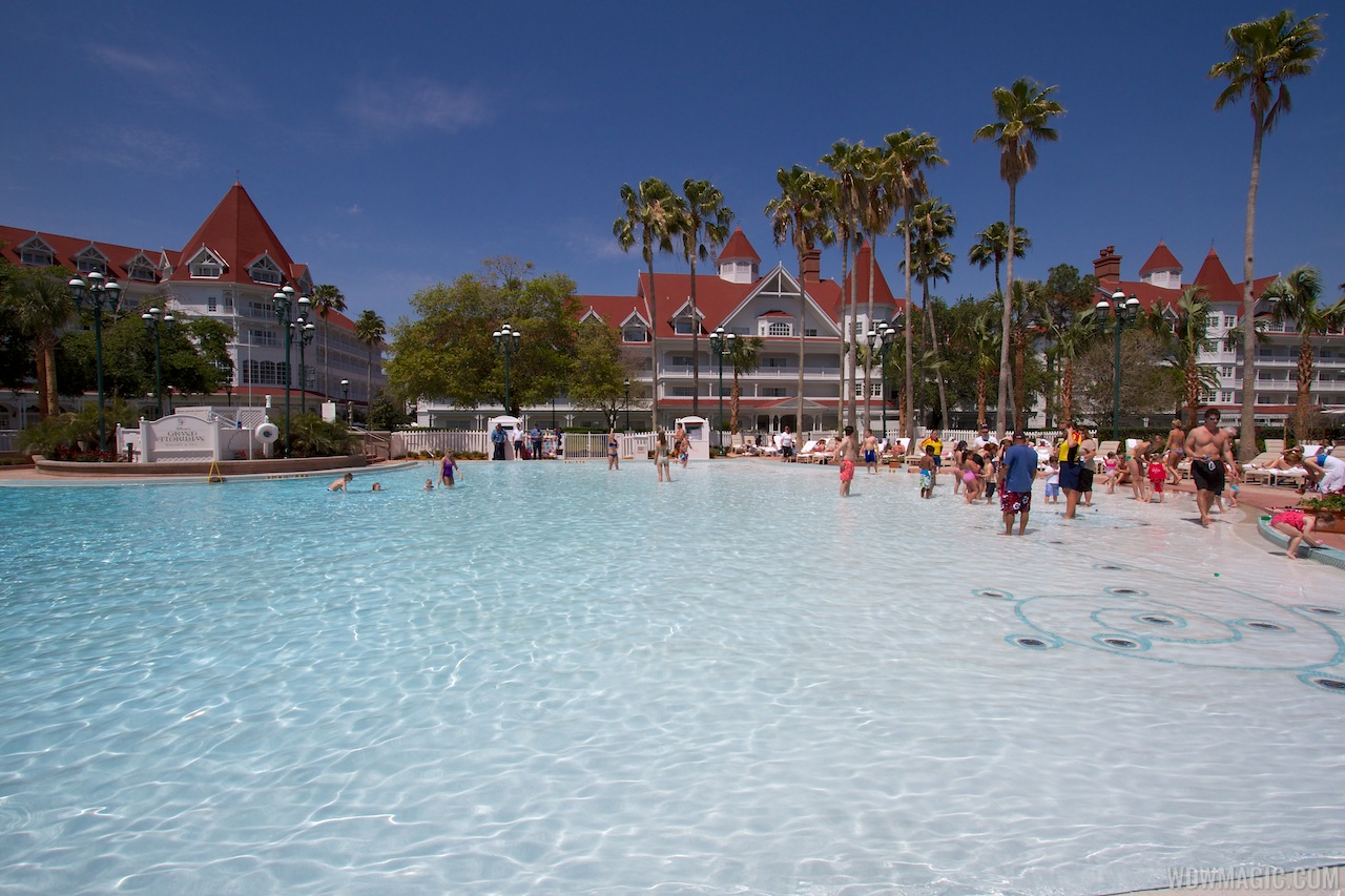 Grand Floridian courtyard pool reopens from refurbishment - Photo 10 of 12