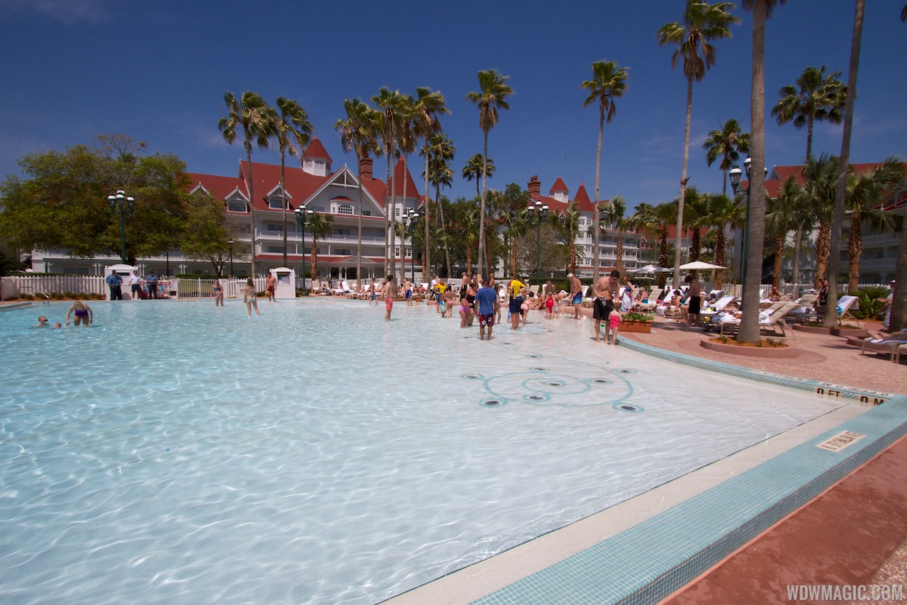 Grand Floridian courtyard pool reopens from refurbishment - Photo 11 of 12