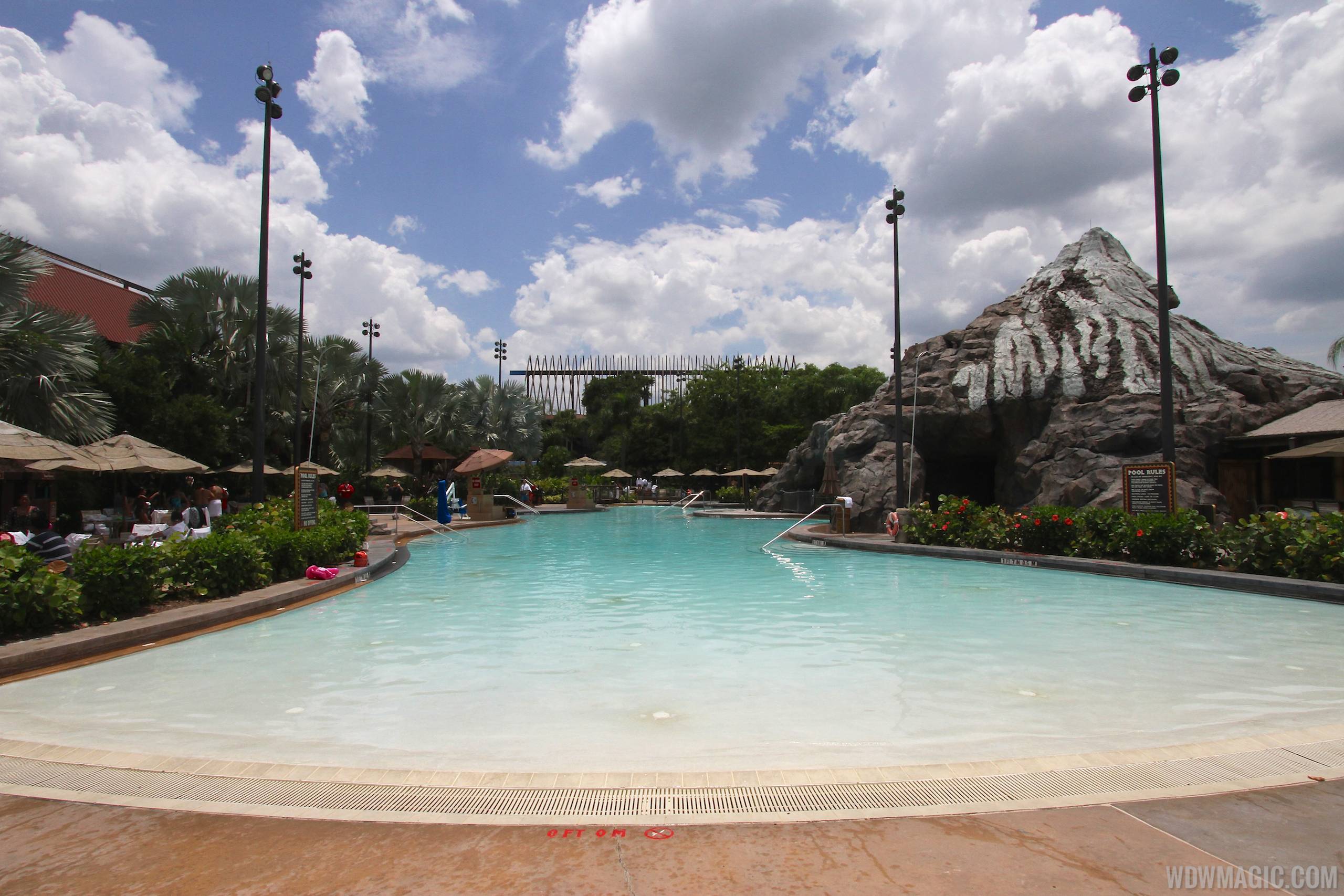 Pool area at Disney's Polynesian Resort before 2014 remodel - Photo 7 of 9
