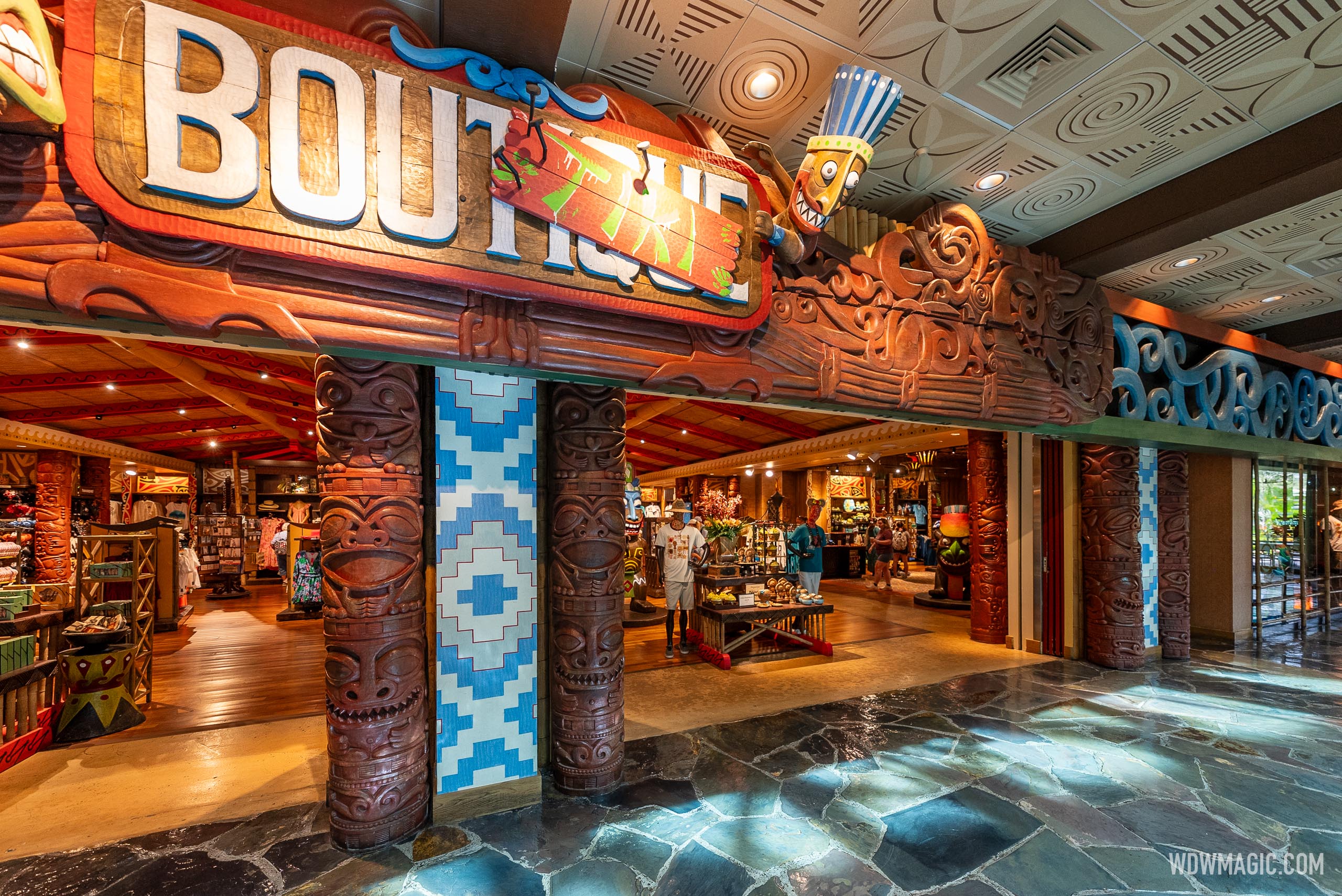 Disney's Polynesian Resort Merchandise May 2024 - Photo 20 of 21