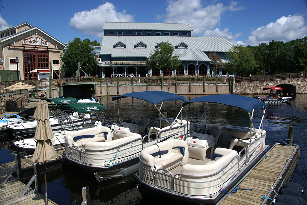 Riverside Levee marina - Photo 2 of 4