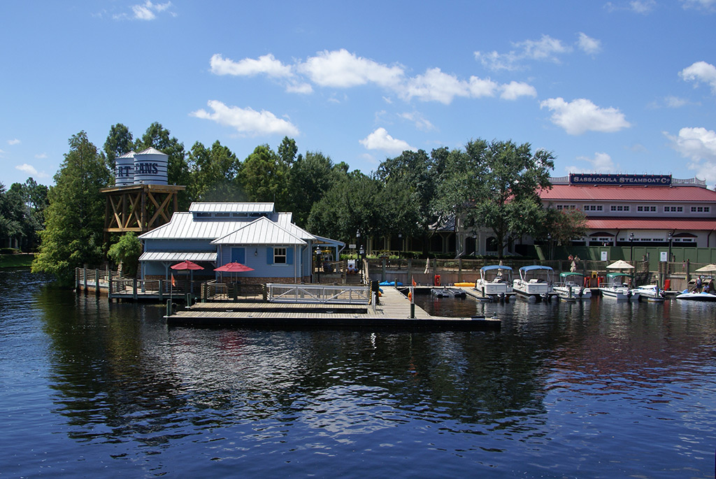 Riverside Levee marina - Photo 3 of 4