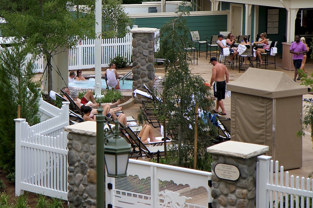 PHOTOS - A look at the new Paddock feature pool at Disney's Saratoga ...