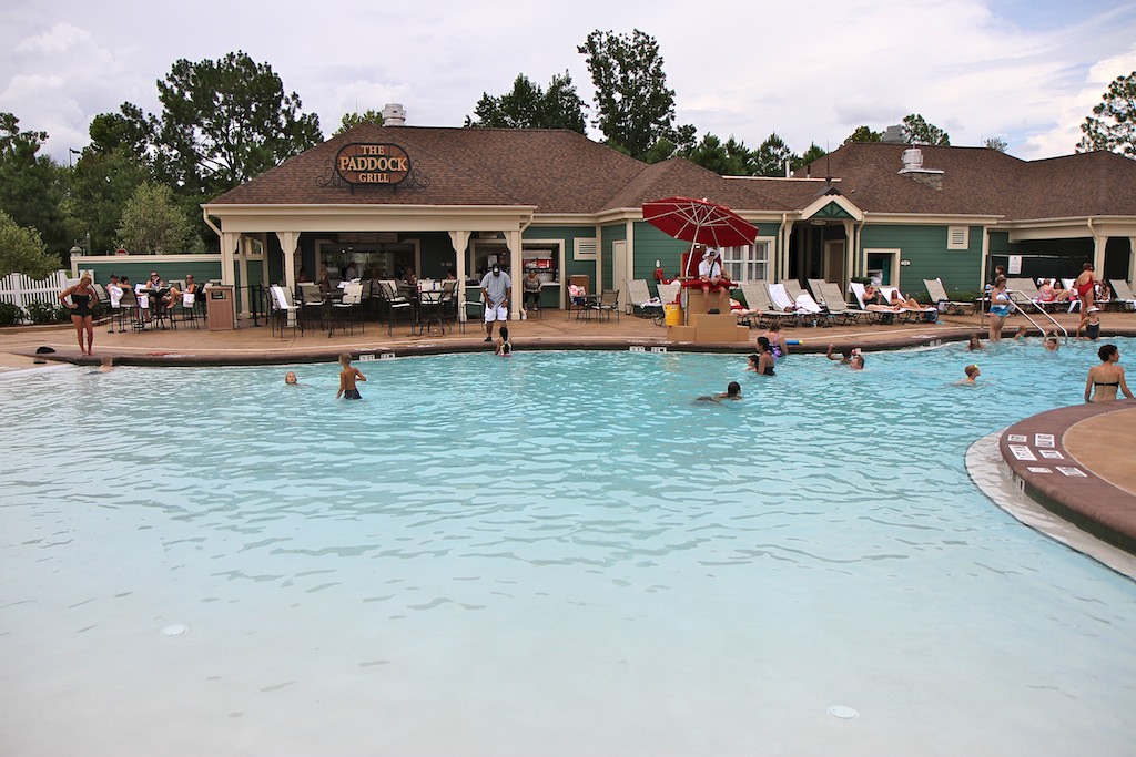 Paddock feature pool complete - Photo 6 of 9