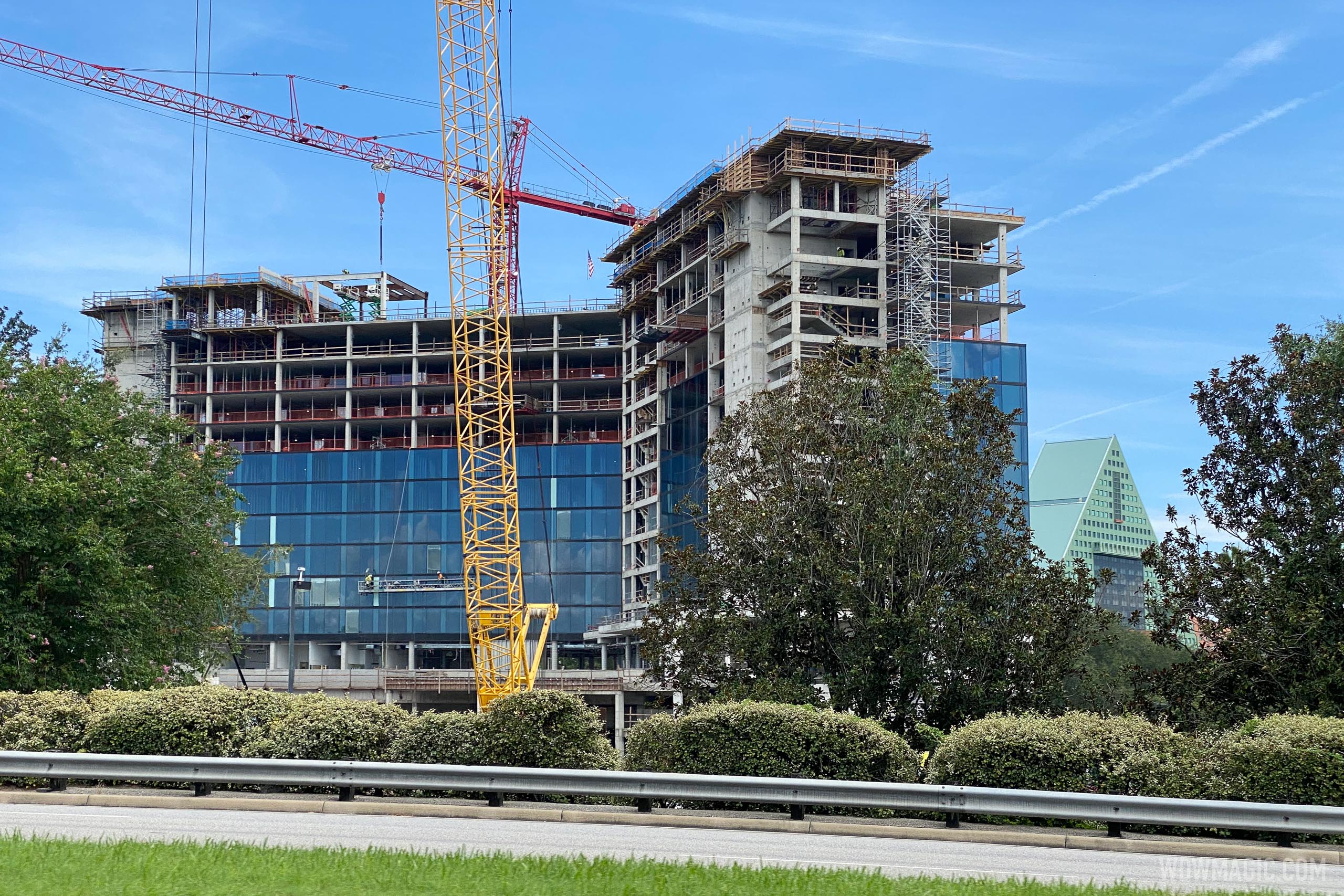 The Cove construction at the Walt Disney World Swan and Dolphin ...