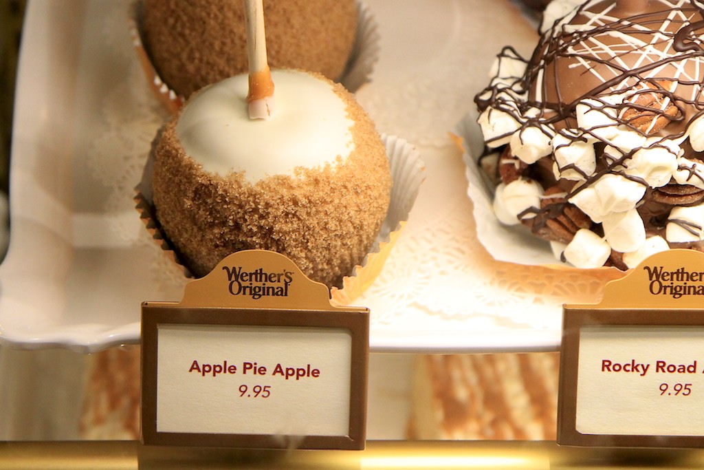 Karamelle-Kuche - Photo tour of Germany's new Caramel shop now open at ...