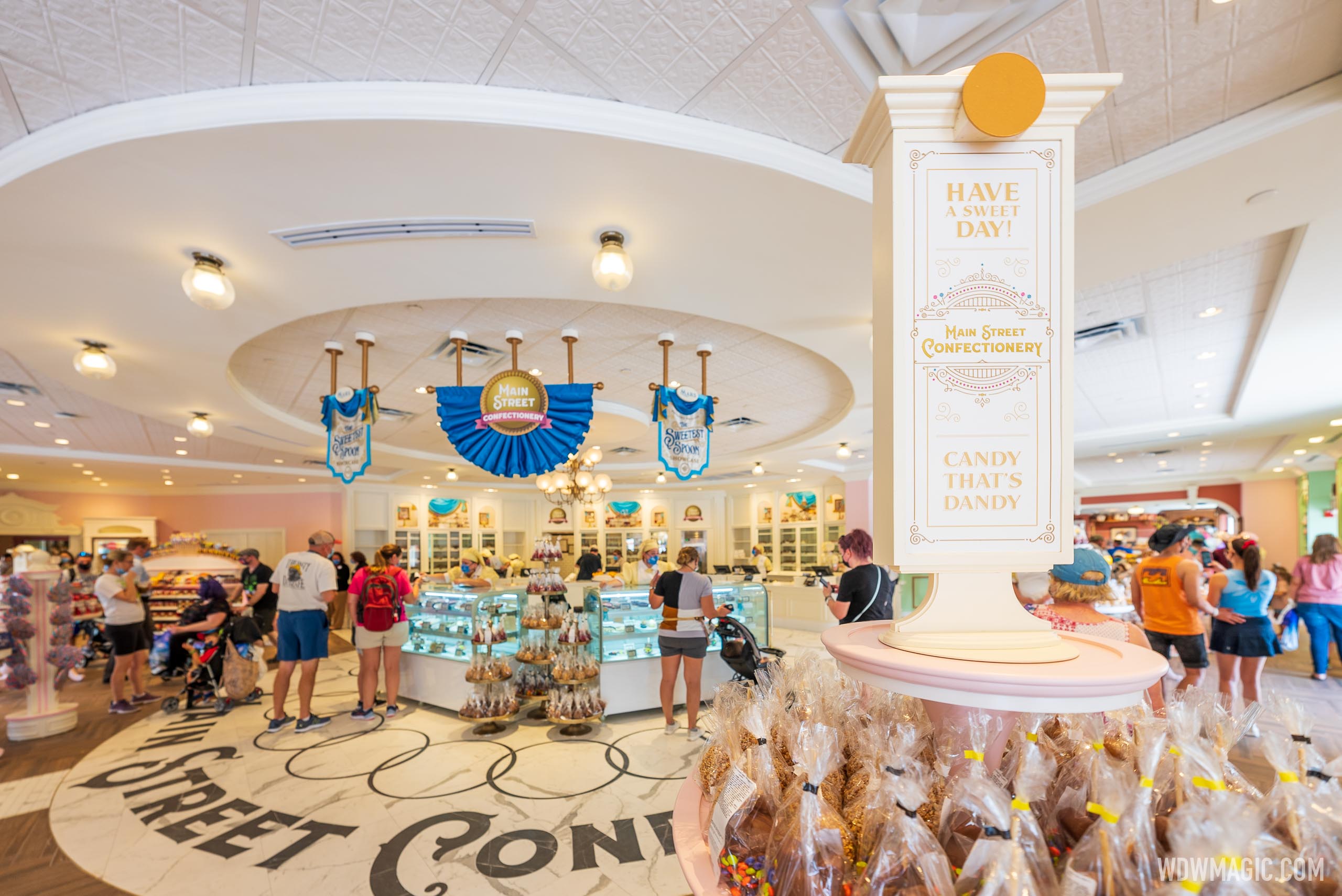Inside the new Main Street Confectionery store at Magic Kingdom - Photo ...