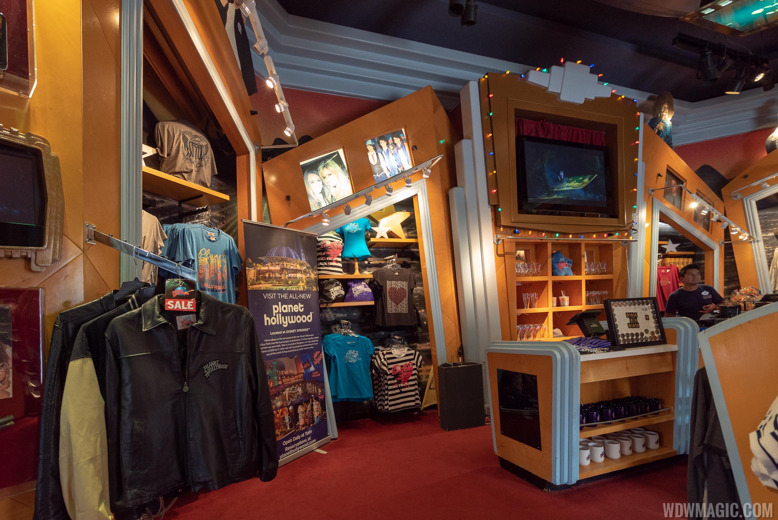 Planet Hollywood Super Store to close at Disney's Hollywood Studios