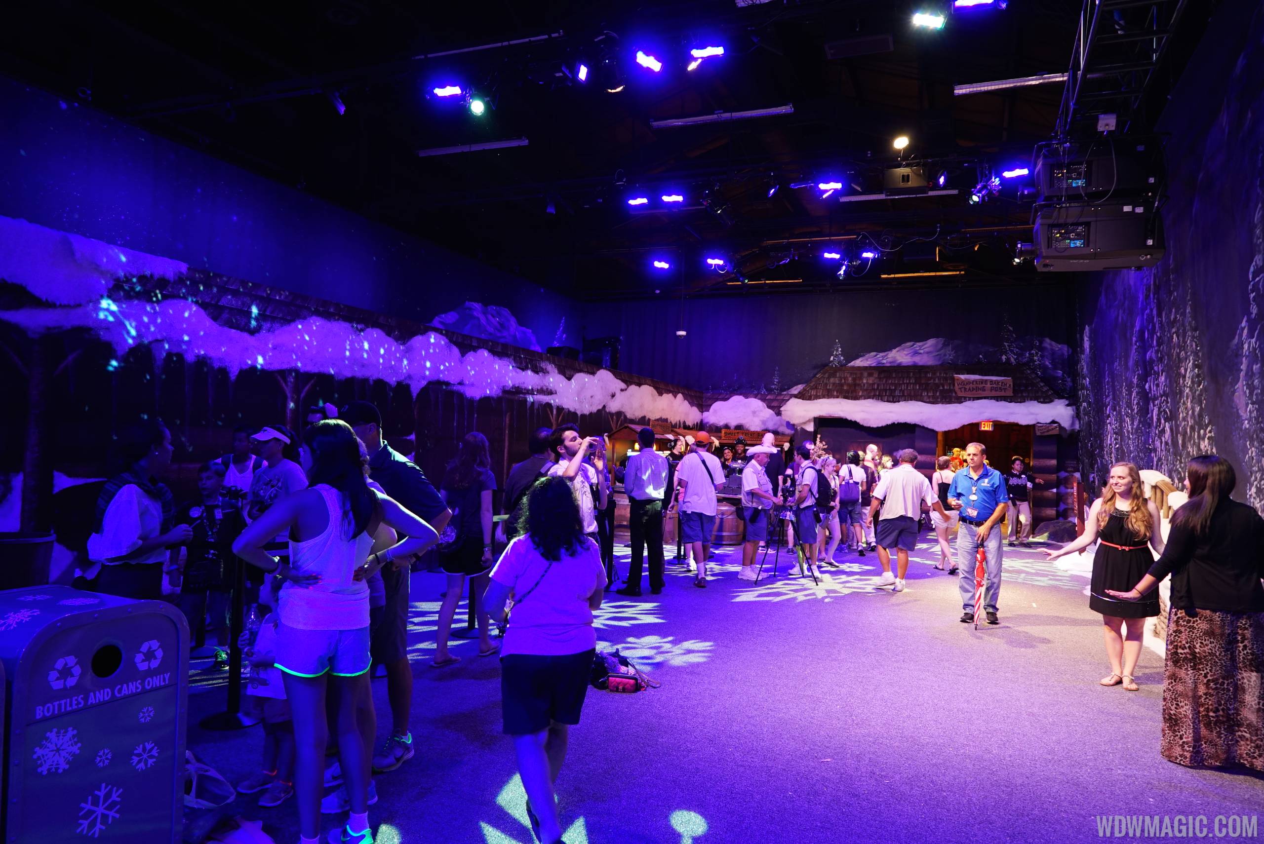 Wandering Oakens Trading Post and Frozen Snowground opening day - Photo ...