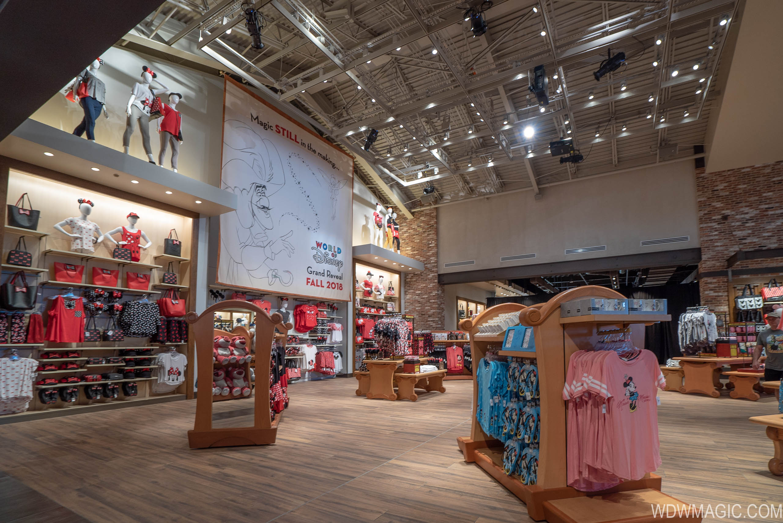New look World of Disney - phase 1 - Photo 8 of 11