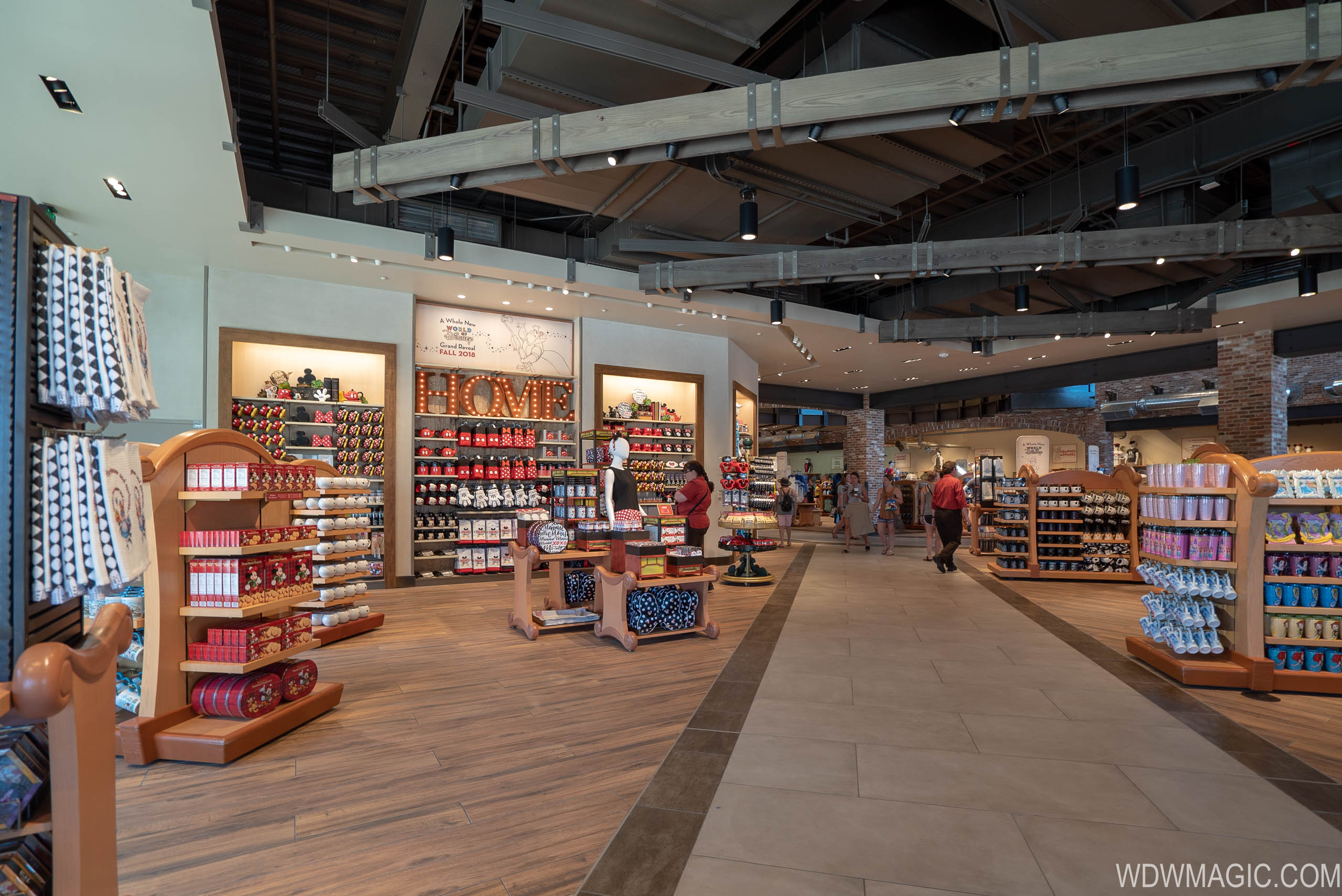 New look World of Disney - phase 1 - Photo 10 of 11