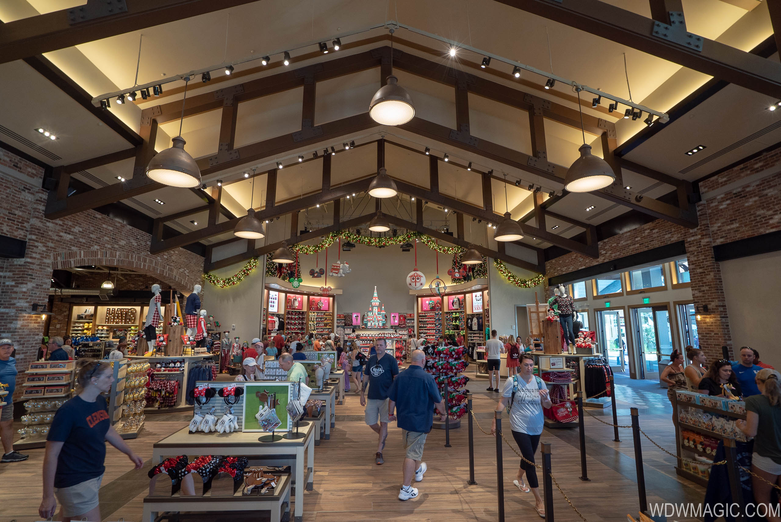 New look World of Disney Phase 2 - Photo 5 of 14