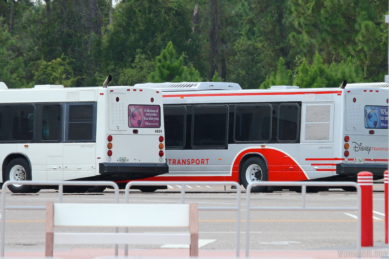 PHOTOS - A second variation of the new 2013 bus transportation color ...