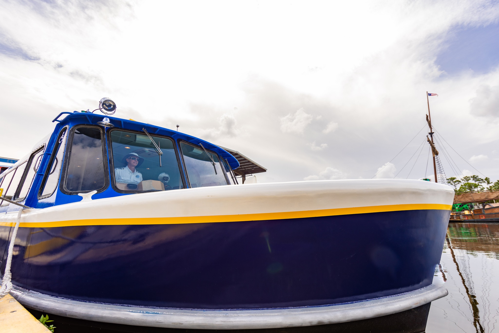 Friendship VIII boat debuts new color scheme at EPCOT