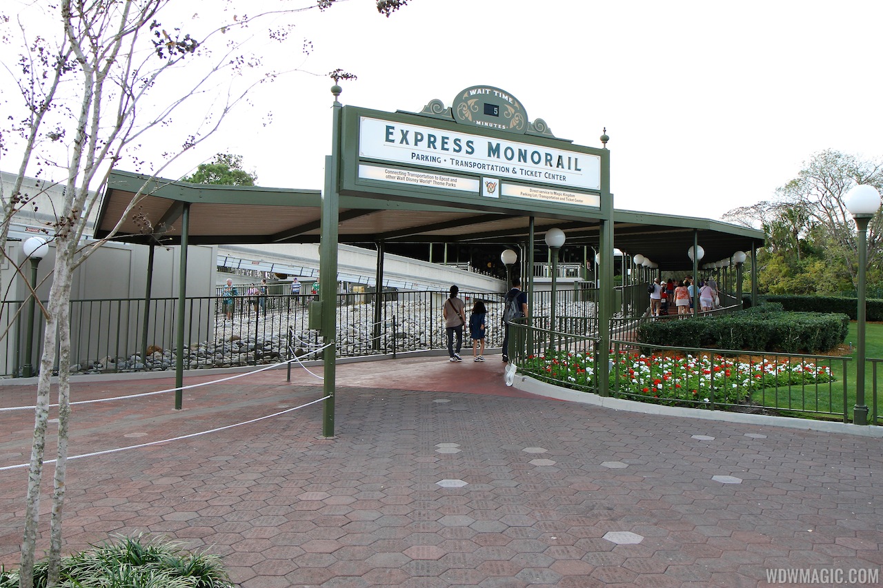 PHOTOS - Express Monorail and Magic Kingdom Ferry Boat wait time signs