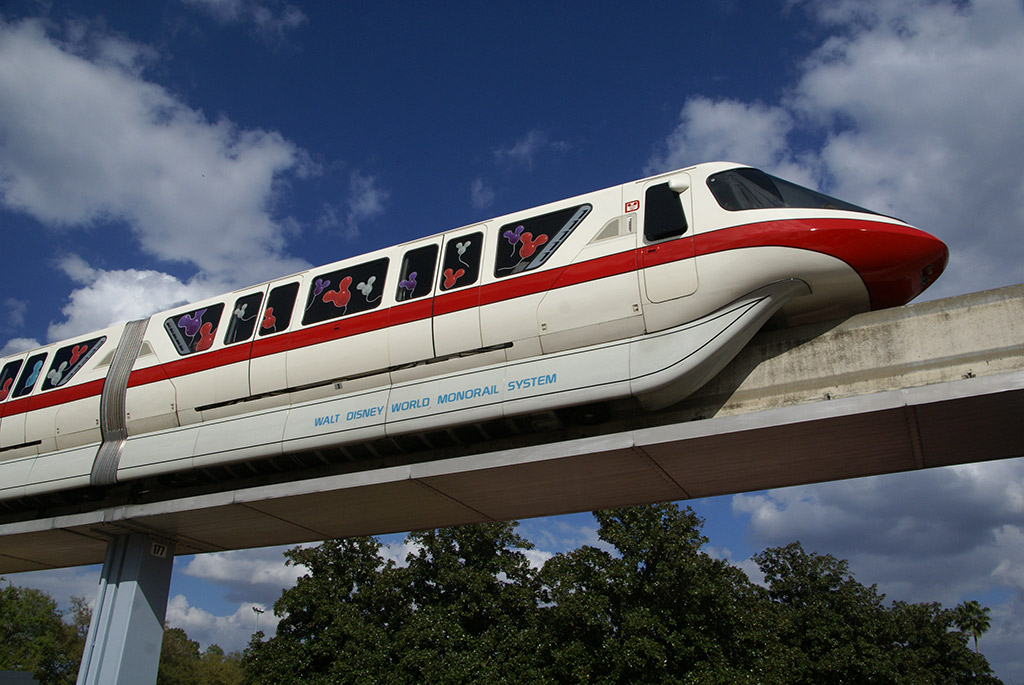 Monorail Red - Photo 5 of 5