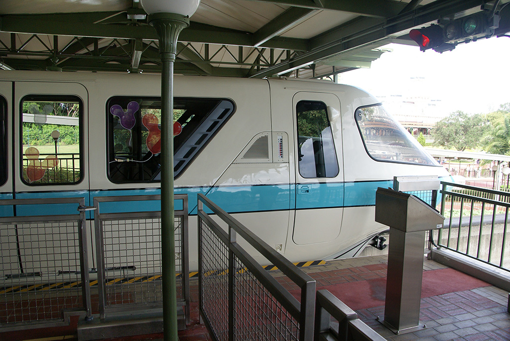 Monorail Teal photos