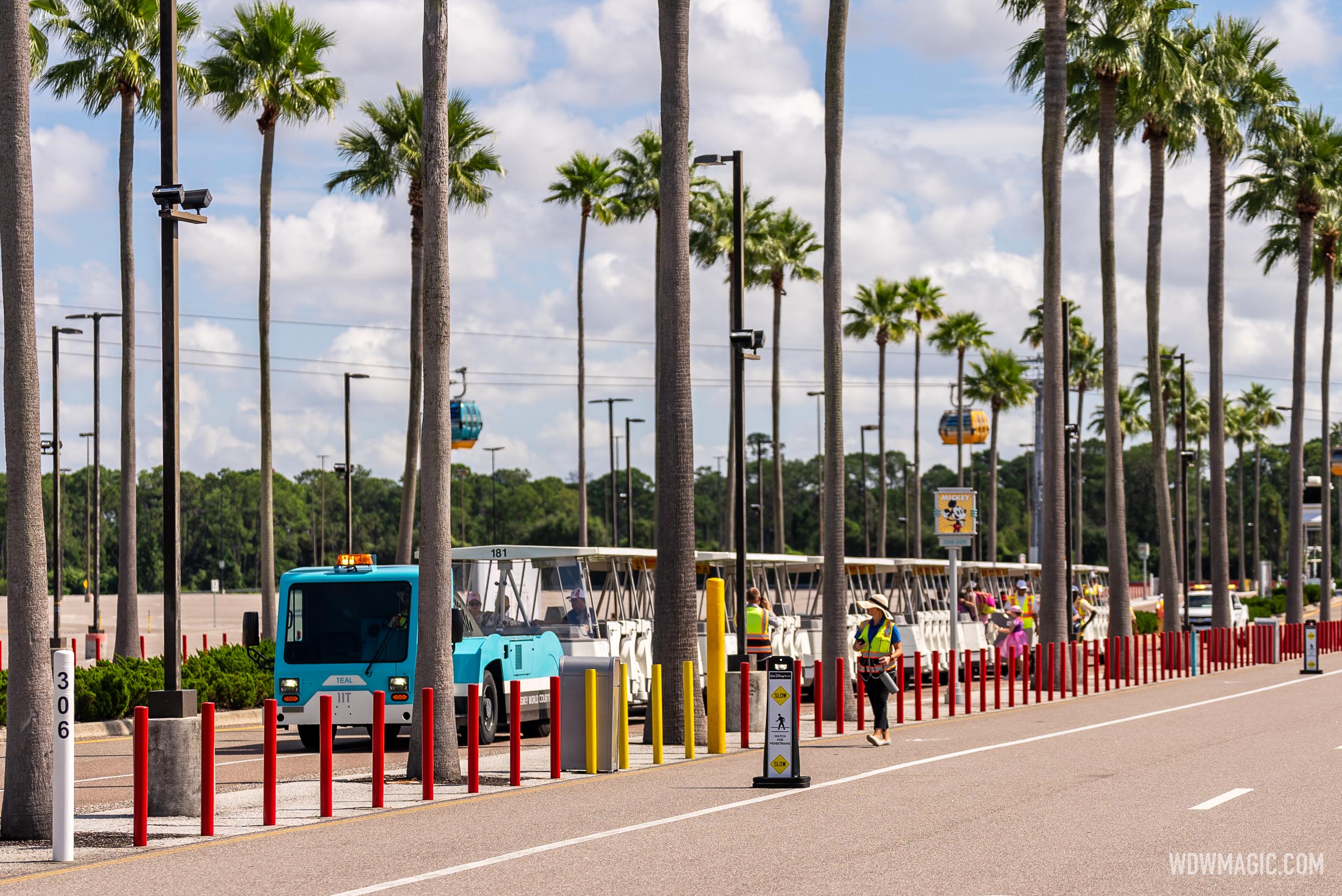 Disney's Hollywood Studios Tram returns to service - Photo 3 of 3
