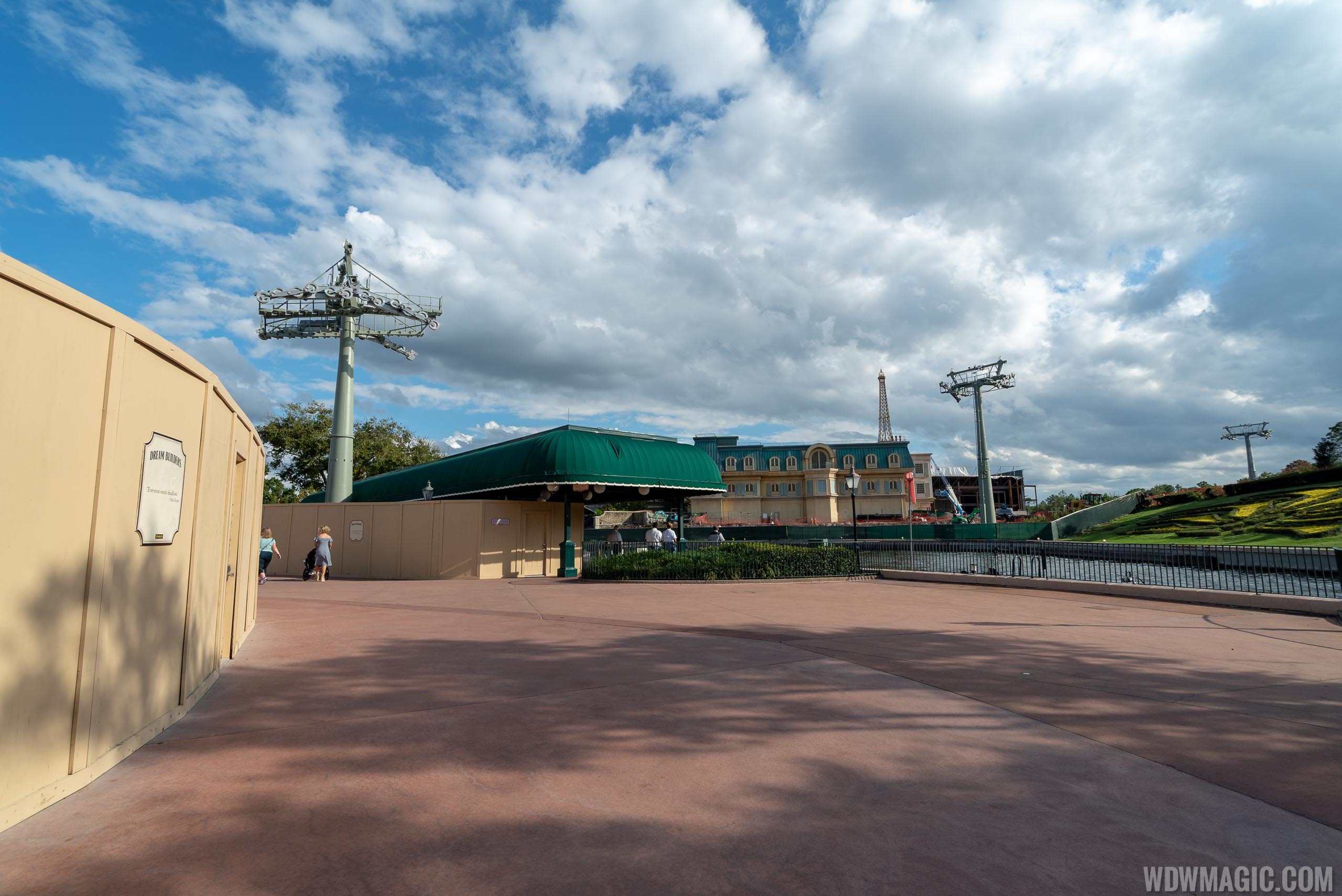 Disney Skyliner construction at Epcot International Gateway - November ...